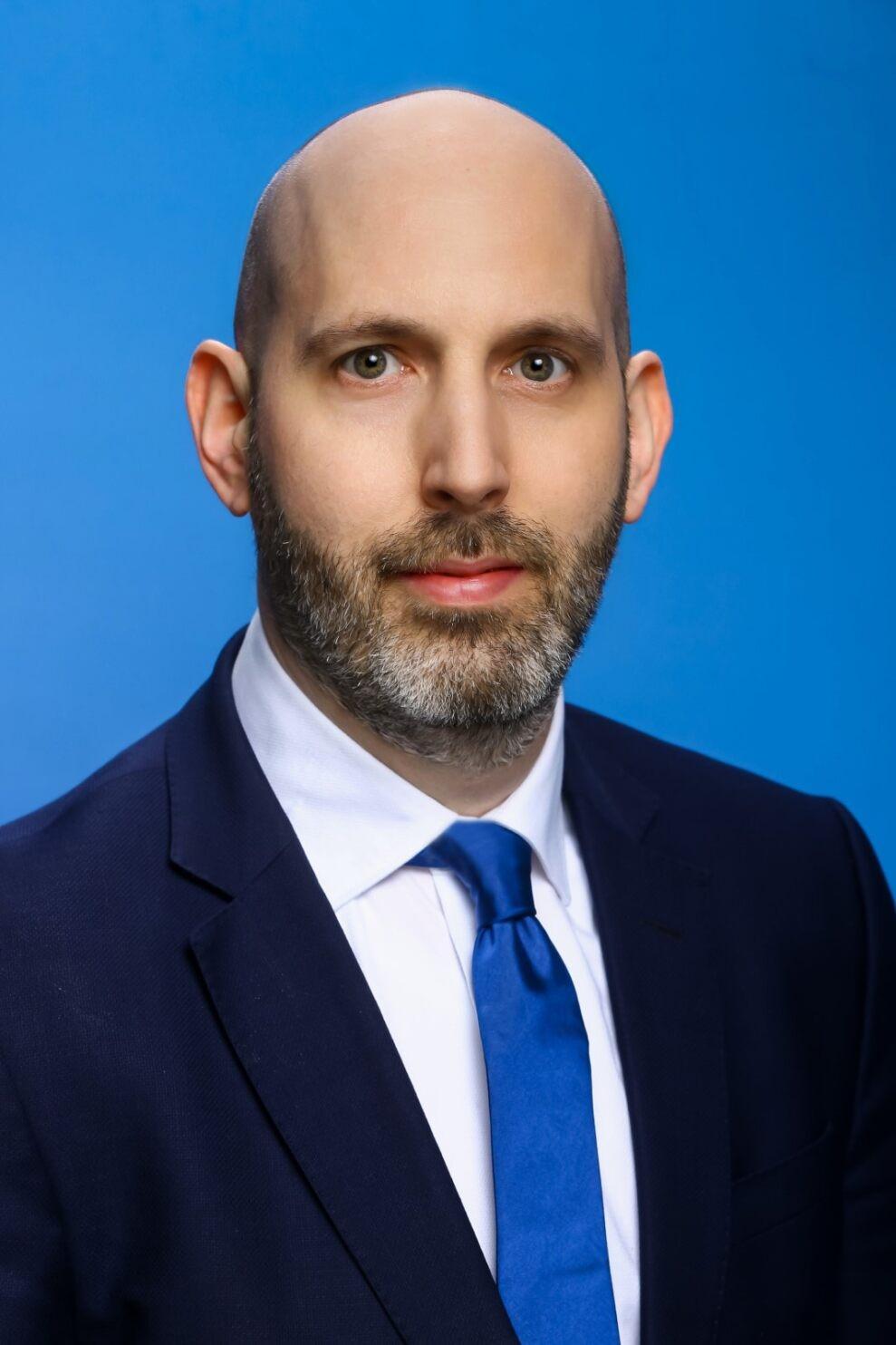 AutoWallis appoints a vice president of international business ...